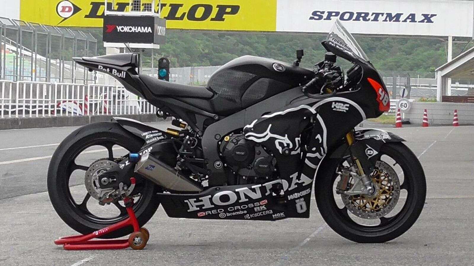 Modifikasi Honda CBR1000RR Matte Black Japan Custom Culture